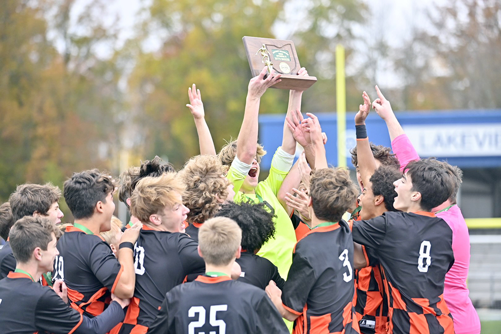Howland tops Mooney in PKs for boys soccer district title | News ...
